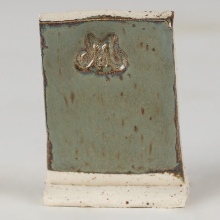Smoke SW-121 Stoneware Mayco Pint – The Potter's Center